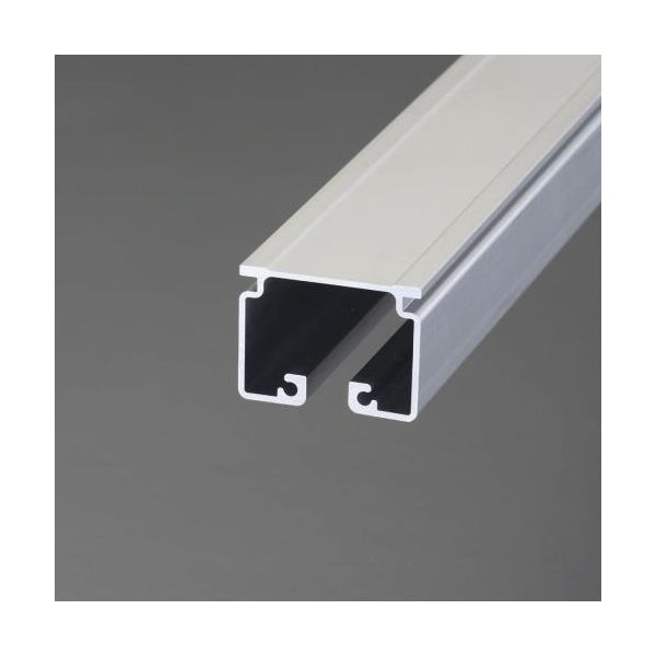 エスコメーカーお問い合わせ：06-6532-6226●材質…アルミ●差込幅…9.5mm●サイズ…800×800mm●幅…40mm●曲げ角度…500R●厚み…1.5mm●工事現場や工場、店舗等の間仕切りカーテン、シートに最適で開閉もスムーズな...