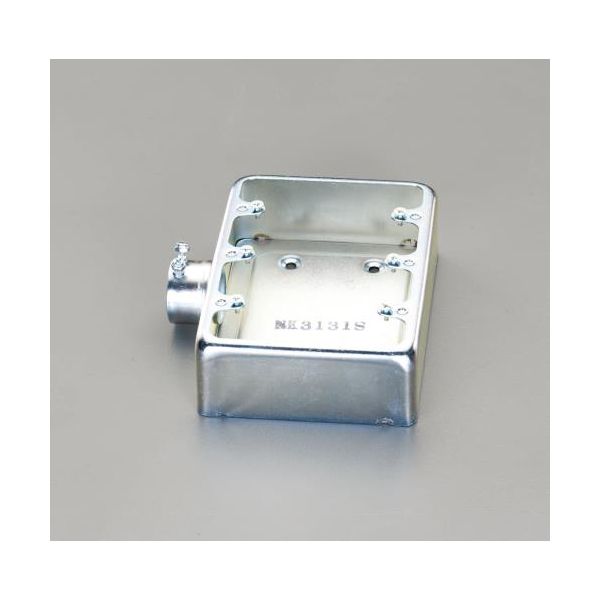 ●呼び…E19●サイズ…144×171×40mm●材質…スチール●3個用一方出　