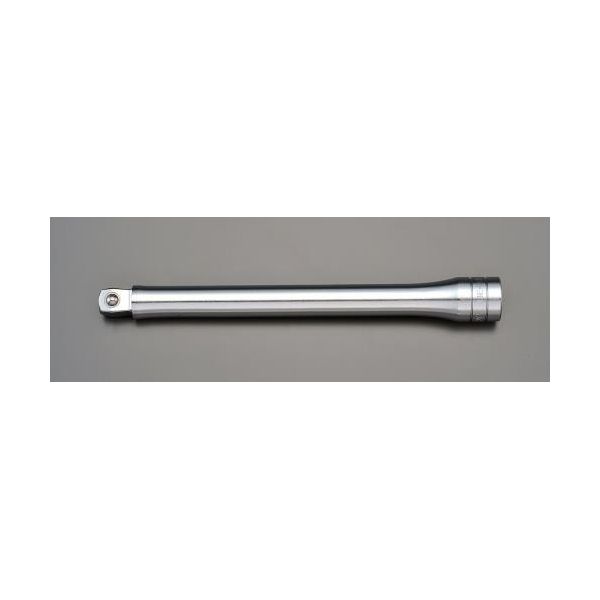 エスコメーカーお問い合わせ：06-6532-6226●差込角…1/2”●サイズ…D1：17mm 、D2：22mm 、L(全長)：200mm●重量…330g●±7°まで角度をつけることができます。