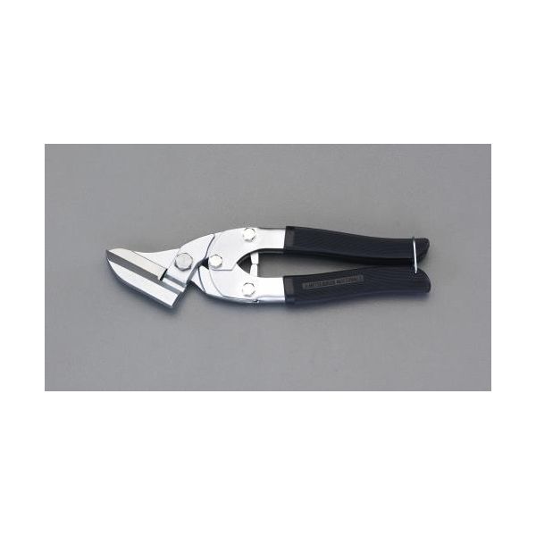 エスコメーカーお問い合わせ：06-6532-6226●全長…260mm●刃長…48mm●切断能力…鉄板：1.0mm、ステンレス：0.8mm、　　　　　　　　銅板：0.8mm、アルミ板：1.0mm●直線切り用●金属板などをそり上げずに切るので...