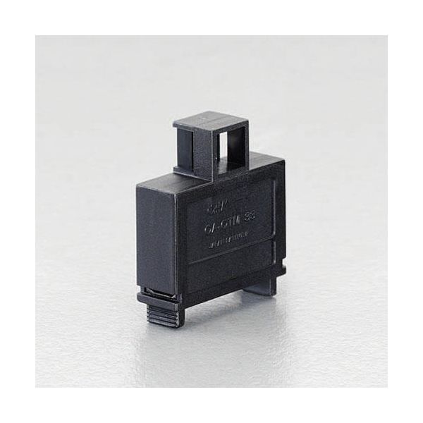 エスコメーカーお問い合わせ：06-6532-6226●全長…25.8×33.3×8.6mm●極数…3極●定格電圧…AC/DC600V●端子ねじ数…2個●適合圧着端子…1.25-3（丸形端子）●本体質量…約10g●適合電線…最大φ3.5×2本...
