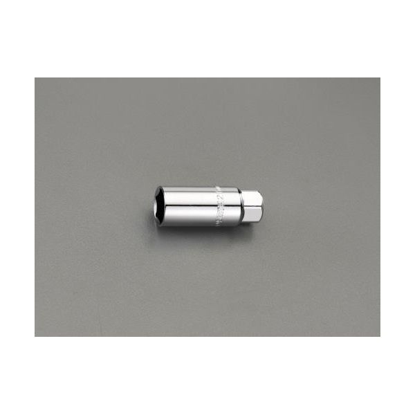 ●差込角…3/8”●サイズ…21mm●全長…70mm●外径…27mm●材質…クロムバナジウム鋼●差し込み角外側2面幅…22.2mm●プラグを緩めた後、引き抜く為のプラグ保持用のゴムが内部に付属しています。