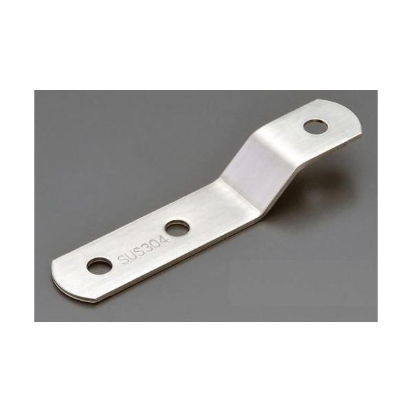 エスコメーカーお問い合わせ：06-6532-6226●材質…ステンレス(SUS304)●幅…19mm●厚み…2mm●穴径…6.2mm●全長…97mm●穴数…3●重量…約32g（1個あたり）●入数…1個●取付ねじ無し