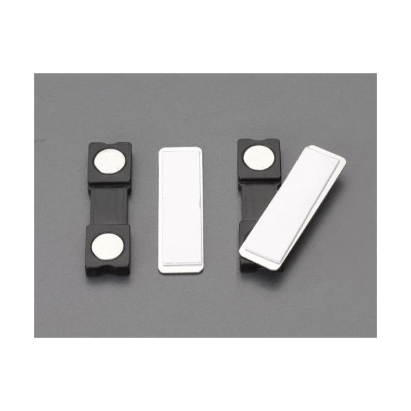 エスコメーカーお問い合わせ：06-6532-6226●サイズ…45×13×4(D)mm●材質…ホルダー：ネオジウム磁石（N35）、ゴムプレート：スチール●入数…2セット●ピンやクリップに代わるマグネット式バッジホルダー。衣服を傷めずにバッチ...