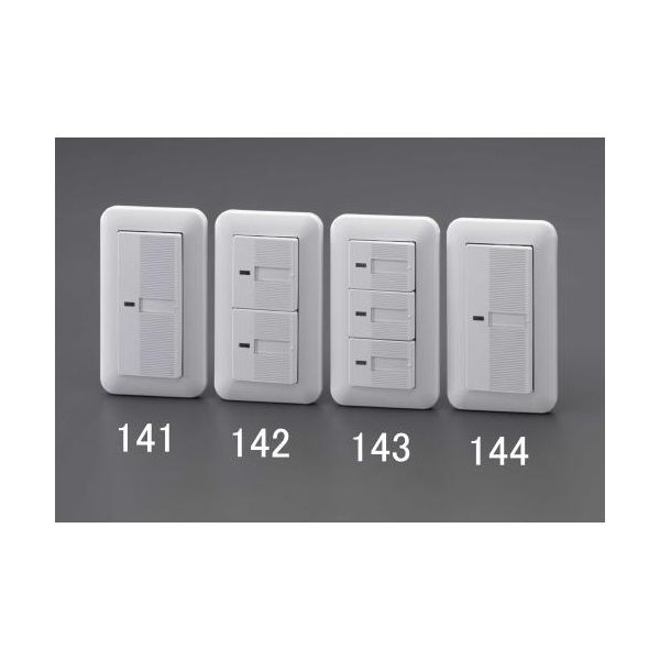エスコメーカーお問い合わせ：06-6532-6226●型式…WTP50513WP●定格容量…15A・100V●サイズ…70(W)×32.7(D)×120(H)mm●スイッチ…3個●仕様…片切