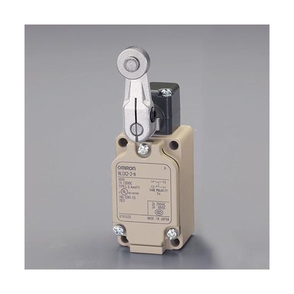 エスコメーカーお問い合わせ：06-6532-6226●定格…2A 250V AC、2A 48V DC●サイズ…40(W)×53(D)×95(H)mm●取付ねじ径…φ5.2mm●レバー長…55mm●レバー操作角度(左右)…45°●動作特性…O...