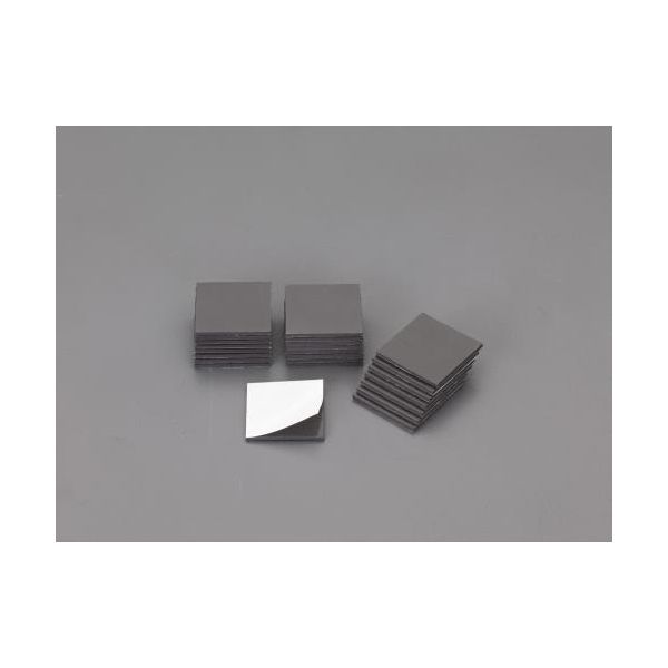 エスコメーカーお問い合わせ：06-6532-6226●吸着力…450gf/cm2●サイズ…25×25mm●厚み…1.5mm●24個入り●非着磁面に便利な粘着付マグネット●剥離紙付●カレンダー、標識、メモや工芸品などに