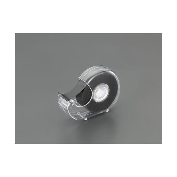 エスコメーカーお問い合わせ：06-6532-6226●吸着力…19.5gf/cm2●サイズ…幅19mm×長さ8m（厚み0.3mm）●マグネットテープ裏面に粘着剤付●必要な分だけカットでき、無駄なく効率よく使えます●剥離紙なし●写真、メモの裏...