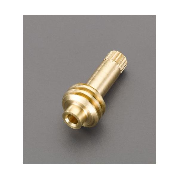 エスコメーカーお問い合わせ：06-6532-6226●水栓金具右ねじ用●全長…41.5mm●材質…黄銅●TOTO製