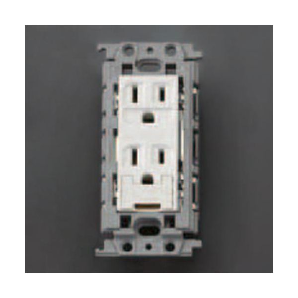 エスコメーカーお問い合わせ：06-6532-6226●サイズ…50.1×110mm●定格容量…15A・125V●極数…接地2P×2個(アースターミナル付)●絶縁枠