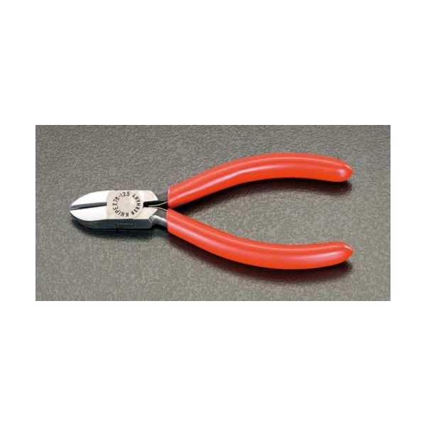 ●オーバル●全長…125mm●斜刃●切断能力…軟線：φ0.4〜2.5mm、中硬線：φ1.8mm、硬線：φ1.0mm、ピアノ線：φ0.6mm●刃硬度…HRC63●研磨仕上げ●バネなし●ハンドル…プラスチックコーティング●仕上げ…磨き　