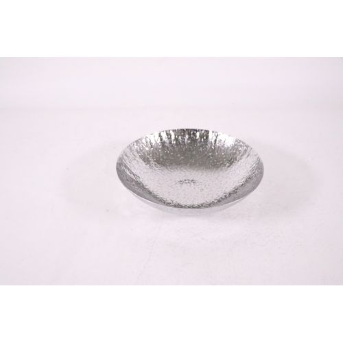 【商品説明】●鍋の他に器（冷し皿等）としても御使用出来ます。丈夫でお手入れが簡単なステンレス製。