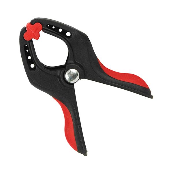 【用途】DIY等での仮止めや固定。【機能・特徴】ソフト樹脂のグリップ採用で手にやさしく、すべりにくいです。【仕様】●口の開き：25mm。●全長：84mm。●本体：ナイロン製。●ハンドル：TPR樹脂。●はさみ部：PE樹脂。【注意事項ほか】クラ...