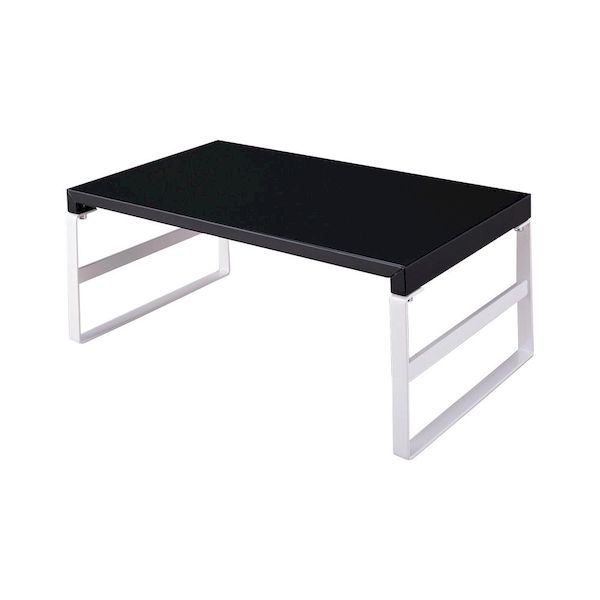 ●台の上にはPCモニターや電話、ラックなどが、下段はレタートレーやデスク小物の収納にスッキリ収まりスペースUP！●奥行700mmのオフィスデスクでは『A3用紙』を縦に置けます。●奥行450mmのスリムデスクでは『手帳サイズ』が置けます。（縦...