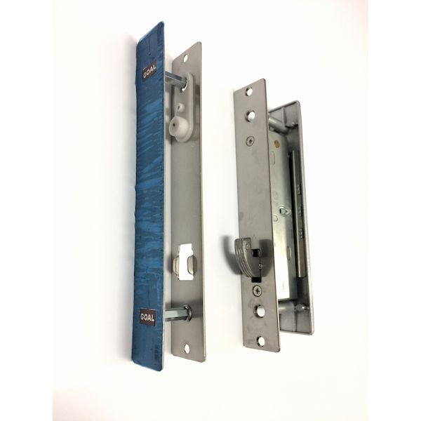 【商品説明】安全性、操作性に優れた引違戸用の錠です。【仕様】●取付可能扉厚：35mm以上〜45mm未満●室内側：サムスライダー●チリ寸法：3．5mm〜8mm【特長】●ワンタッチ操作で施解錠できます。内側からはサムスライダーによってワンタッチ...