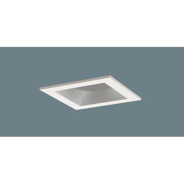 【商品説明】●天井埋込型　LED　ダウンライト　浅型8H・高気密SB形　埋込穴□100【光源】●LEDフラットランプφ70（口金GX53-1）用　●55度までの傾斜天井に取付可能【寸法質量】●埋込穴角：□100 mm　●埋込高：80 mm【...