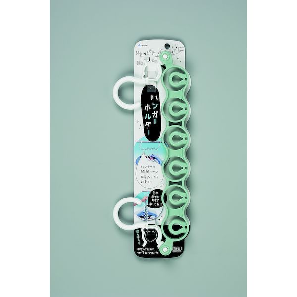 【商品説明】●ハンガーの間隔をキープして干せます。●カラー：ブルー●サイズ：35.2×15.9×厚さ2.6cm●材質：ポリプロピレン