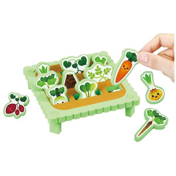 【商品説明】●畑に全部植えられるかな？かわいい野菜のパズル！●商品サイズ（単位mm)：やさいシート:150×150×10mm、はたけシート:150×150×10mm●セット内容：本体×1●重量（g）：50g●材質：EVA●包装形態：OPP袋...