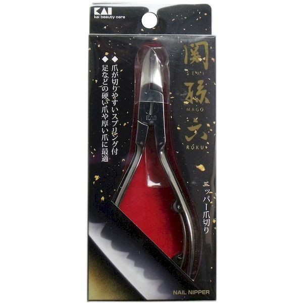 爪が切りやすいスプリング付！足などの硬い爪や厚い爪に最適！●特に足のツメを切るのに適しています。●刃いっぱいにツメをかけないで少しずつきることが、きれいに仕上げるコツです。【品質表示】刃部・・・ステンレス刃物鋼スプリング・・・ステンレスバネ...