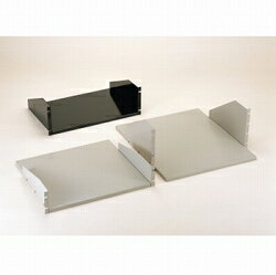 ※こちらの商品は沖縄・北海道・離島への販売は承っておりません。ご了承ください。 &nbsp; タカチ電機工業 &nbsp; 048-222-5430 【仕様】●幅：480mm●高さ：149mm●奥行：420mm●色：5Y 7/1ベージュ　