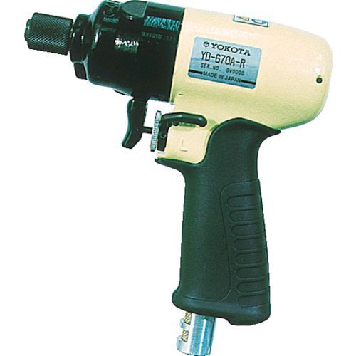 ヨコタ工業メーカーお問い合わせ：06-6788-1381【特長】●生産現場向け設計で耐久性が高いです。●あらゆるビスの締め付け、取り外し作業に適しています。●ビットの交換も容易に行え、さらに小型・軽量で耐久性が良いドライバーです。【用途】●...
