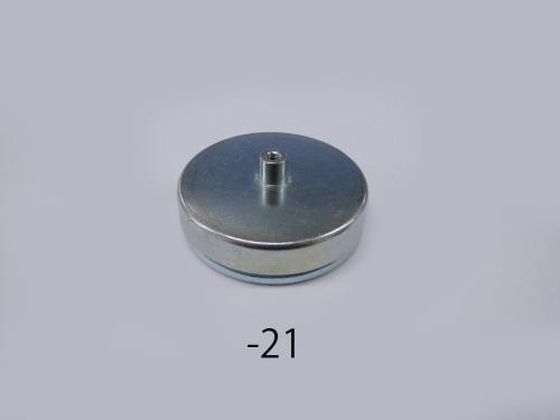 【仕様】●材質：フェライト磁石、スチール（亜鉛メッキ加工）●吸着力：280N（28．0kgf）●サイズ：φ57×10．5（ネジ穴込：18．5）mm●ネジサイズ：M4●使用温度：120℃以下●重量：145g●入数：1個／pack●耐腐食性に優...