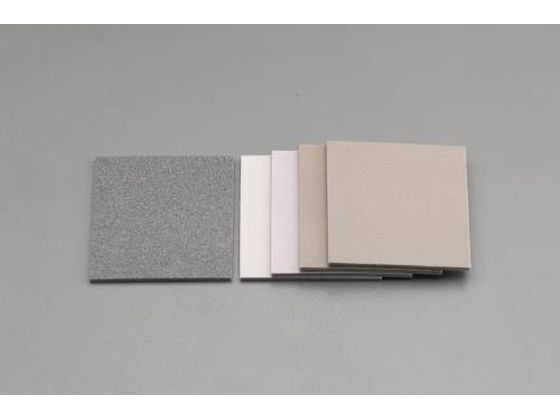 【仕様】●木工用生地研磨、シーラー、塗面研磨、金属塗装用下地研磨、FRP・プラスチック用汚れ落とし、塗膜剥離、ヘアライン、サテン仕上げ、金属・樹脂の化粧仕上げ●サイズ：114×140×5（D）mm●砥粒：酸化アルミニウム●優れた研磨力と曲面...