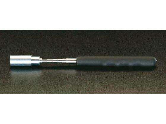 【仕様】●マグネット径：12mm●吸着能力：2．25kg●重量（g）：90●伸縮長：200〜832mm●ハンドル径：17mm●ヘッドサイズ：φ19×49mm●グリップは水や濡れた手でも滑りにくいクッショングリップ●ヘッドを締め込むとライトが...