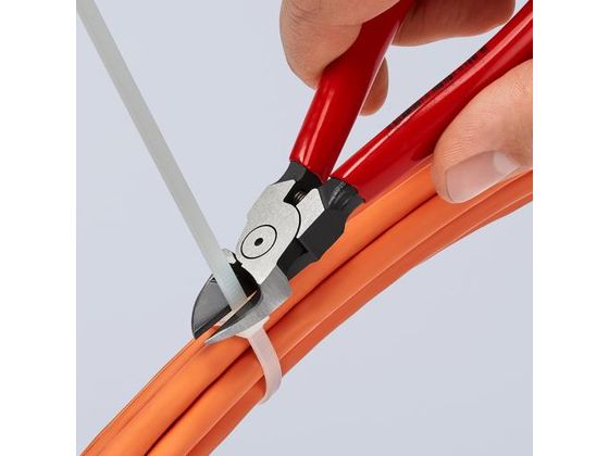 【仕様】●メーカー：KNIPEX（クニペックス）●型番：7201140●全長：140mm●ハンドル：プラスチックコーティング●仕上げ：磨き【備考】※メーカーの都合により、パッケージ・仕様等は予告なく変更になる場合がございます。【検索用キーワ...