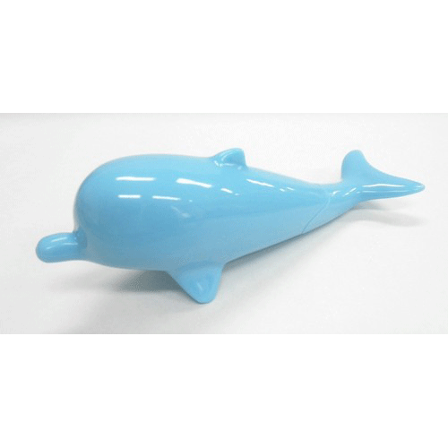 愛らしいイルカのデザインボールペンです。まんまるの形で、しっぽを外すと、ペンの部分が出てくるユニークアイテム！机の上にちょっと飾っておくだけでも癒されます。お友達へのプレゼントにもオススメです♪●サイズ：122&times;32&times...