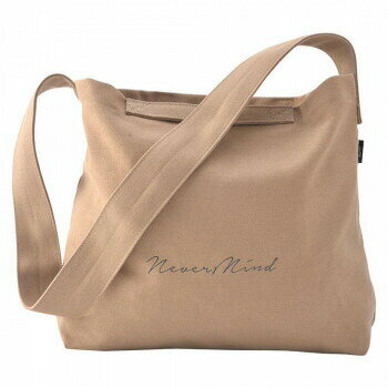 持ち手がついているのでトートバッグとしても使用可能です。分厚く頑丈な粗目の帆布生地をシンプルなデザインで仕上げ、ワンポイントにロゴ組み合わせることで爽やかな印象になります。【ご注意】強い摩擦を与えると、毛羽立ち・毛玉・繊維キズを起こすことが...