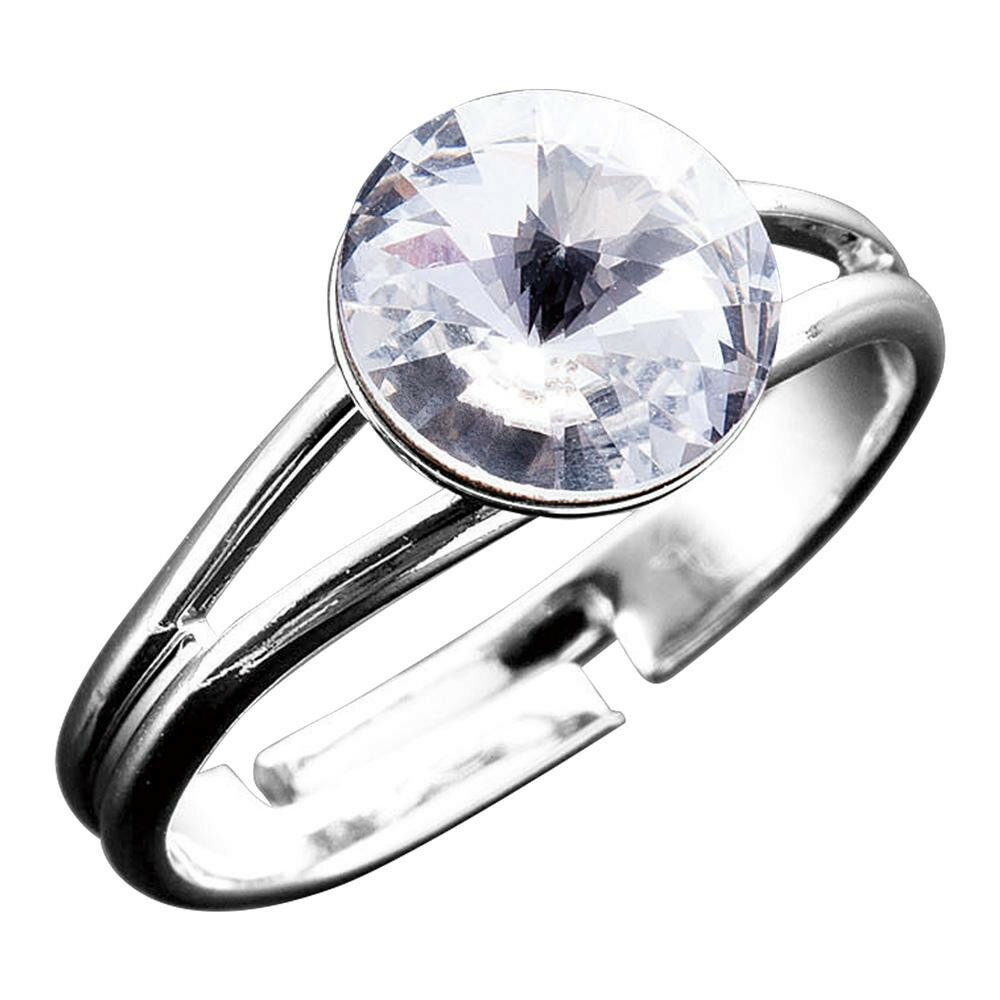 一粒のスワロフスキーが美しく輝くチェコ製のクリスタルリング！オーストリアのスワロフスキー社のクリスタルガラスを使用しチェコで生産しています。スワロフスキーのサイズは径約8mm。サイズ調節が可能で、約9〜15号まで対応しています。むくみやすい...