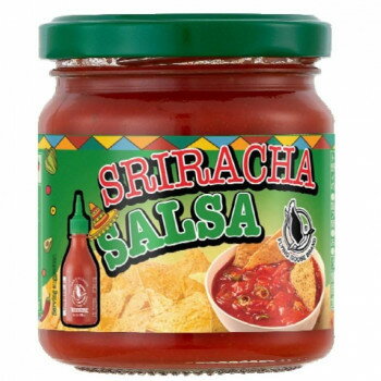 トマト、たまねぎなどのざく切り野菜にシラチャーチリソースを加えた甘辛ディップです。ほんのり香るパクチーがエスニックな味わいに仕上げます。クラッカー、チップスのディップや、タコライス、ピザ、ステーキなどのソースとしても使えるアレンジ自在のサル...