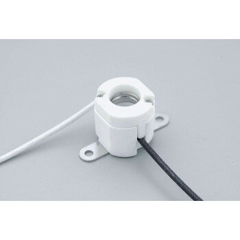 陶磁器製ですので耐熱性に優れています。※500W以下のものをご使用ください。サイズ個装サイズ：6×2.5×13cm重量個装重量：26g仕様■定格:300V7A■口金:E11■耐熱付属品取扱説明書、取付金具生産国中国fk094igrjs