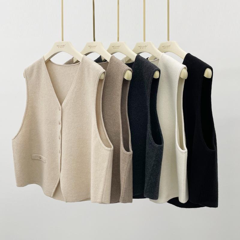 カーディガン レディース Vネック ニットベスト 無地 シンプル かわいい カジュアル 秋冬 中厚手 羽織り・カテゴリ: カーディガン.セーター.セーター・柄: 無地・スタイル: カジュアル.韓国・袖丈: ノースリーブ・ネックライン: Vネ...