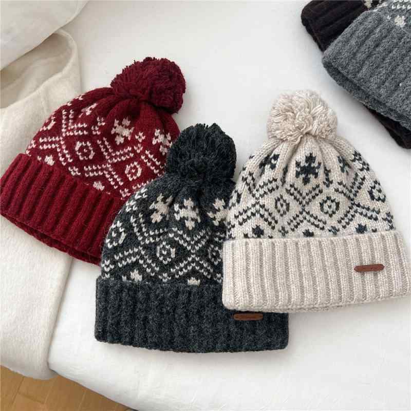 ニット帽 レディース 秋冬 防寒 保温 雪柄 ケーブル編み かわいい 暖かい ビーニー アウトドア 自転車 スキー スノボ