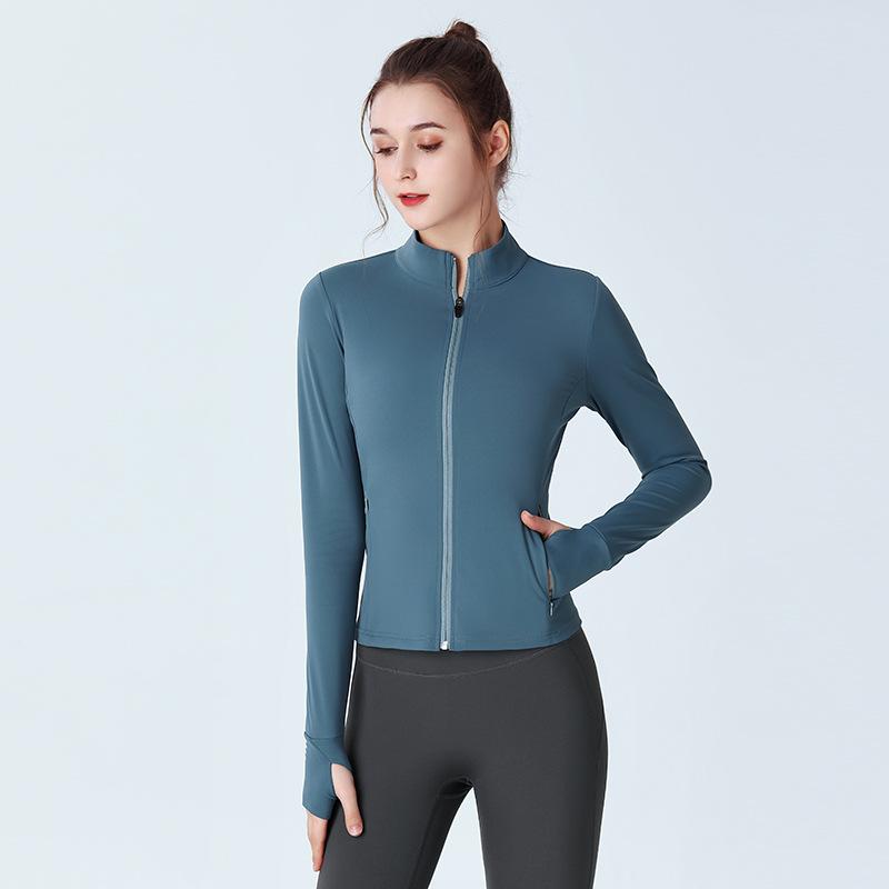 ヨガ トップス レディース 秋冬 立体裁断 ジム ウェア 運動着 ストレッチ スリムフィット 長袖 ジャケット 黒 灰青 松緑 アイボリー ランニング フィットネス ダンス サイクリング 登山