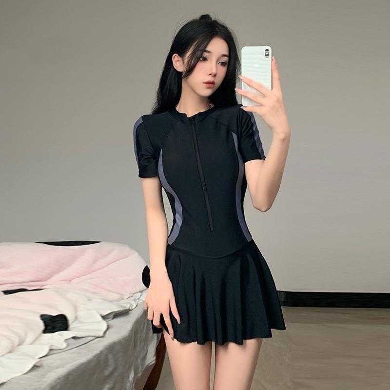 水着 レディース ワンピース水着 体型カバー スポーティー フィットネス水着 競泳水着 無地 ハイウエスト 半袖 ブラック 黒[ "・スタイル: 连体泳衣", "・适用性别: 女", "・适...