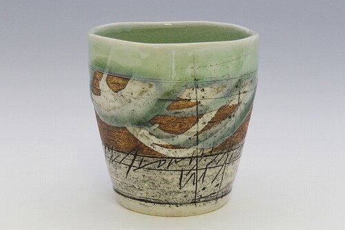 商品説明サイズ径8.3cm×高さ8.5cm 材質陶器原産国日本（美濃焼） 箱姿トムソン1ヶ箱商品説明陶器の性質上、焼成により色・サイズに画像と多少の違いが生じる場合がありますので、予めご了承ください。JAPANESE MODARN 『DEC...