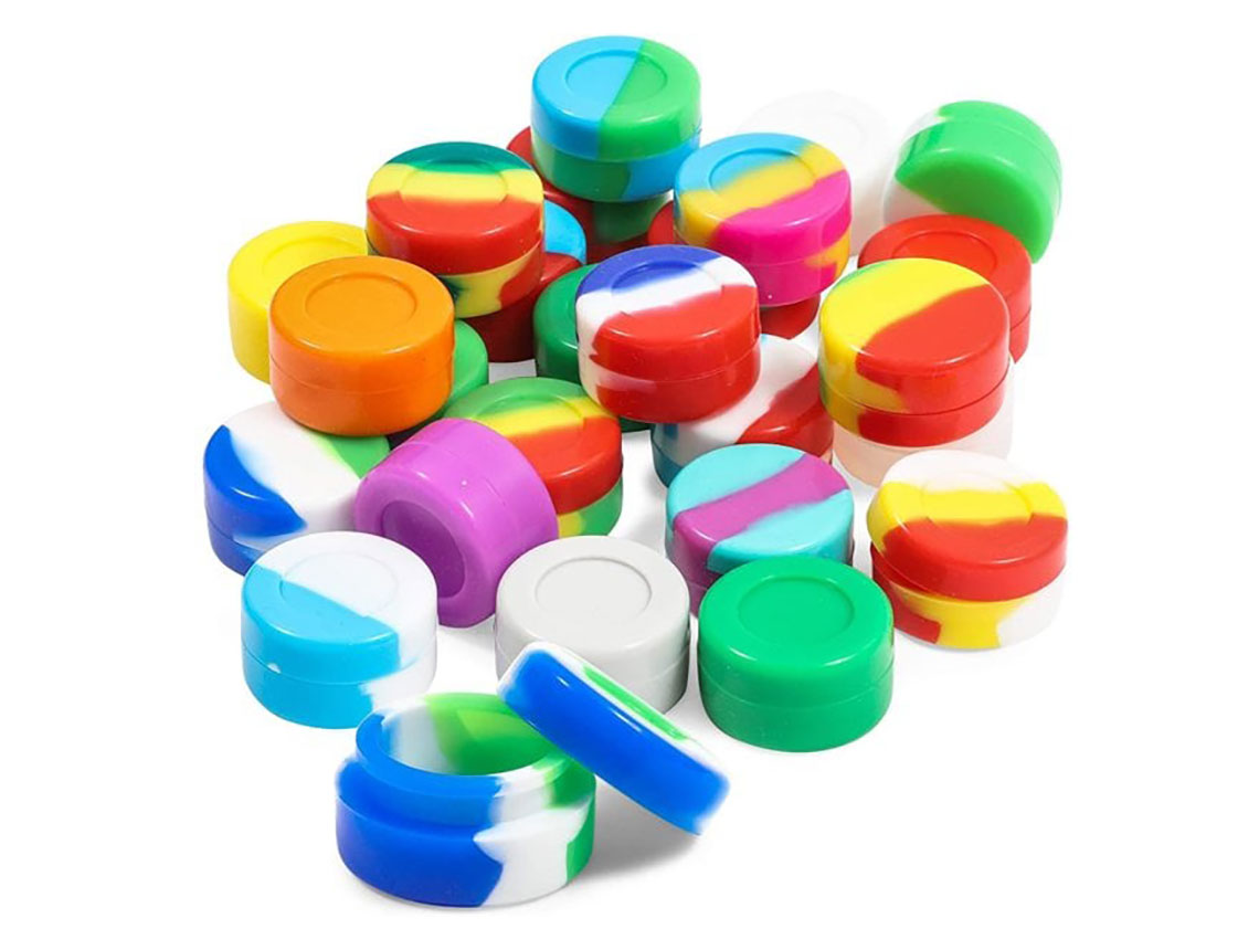 商品情報カラー（色について）モニター発色の具合により色合いが異なる場合がございますSILICONE JAR シリコンジャー 容器 ランダムカラー 1個 SILICONE JARシリコンジャー 容器 ランダムカラー 1個特殊なシリコンを使用し...