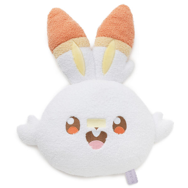 のんびりきままなポケモンたちの日常を描いた「ポケピース」から、ポケモンたちのフェイス型クッションが登場。 もこもこした触り心地の生地と、ギュッとしたくなるサイズ感も最高です。 ポケピースとは？ 世界のどこかにある、ちいさなまち。 ポケモンと...