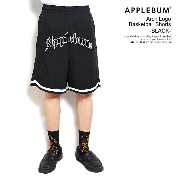 　商品説明 APPLEBUM アップルバム ●商品説明 伸縮性のある素材で仕立て、 機動性に長けたバスケットボールショーツ。 ヒップ部分にロゴを落とし込んだ存在感のある1枚です。 裾部分にはアクセントになる切り返しテープを付け、 シルエット...