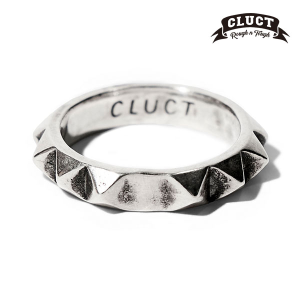 　商品説明 CLUCT クラクト シルバー925製のリングは、スタッズモチーフが際立つ シンプルで個性的なデザインです。 高品質なシルバー925を使用しており、使い込むほどに 味わいが増していくのも魅力のひとつです。 CONTENT _ S...