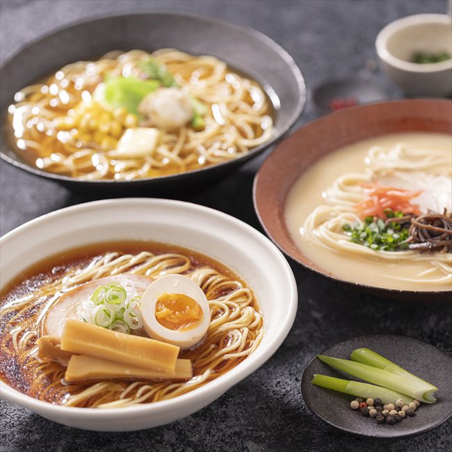 ■商品紹介：細く長く、末永い幸せを願って贈るラーメンセット ■内容セット内容：醤油ラーメンセット／1箱（ちぢれ麺100g・醤油スープ40g）、とんこつラーメンセット／1箱（ストレート麺100g・とんこつスープ30g）、みそラーメンセット／1...
