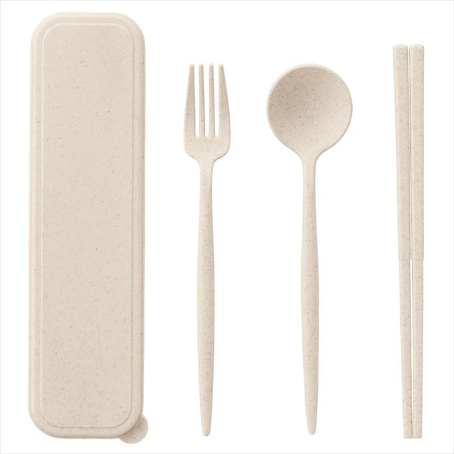 ■商品紹介：麦わら素材を使用し、商品を作る際のプラスチック削減をしたエコな製品です。スプーン・フォーク・お箸の3点セット。 ■商品内容：ケース（約57×24×210mm）・スプーン・フォーク・箸×各1 ■材質：PP・麦わら ■重量：約75g...