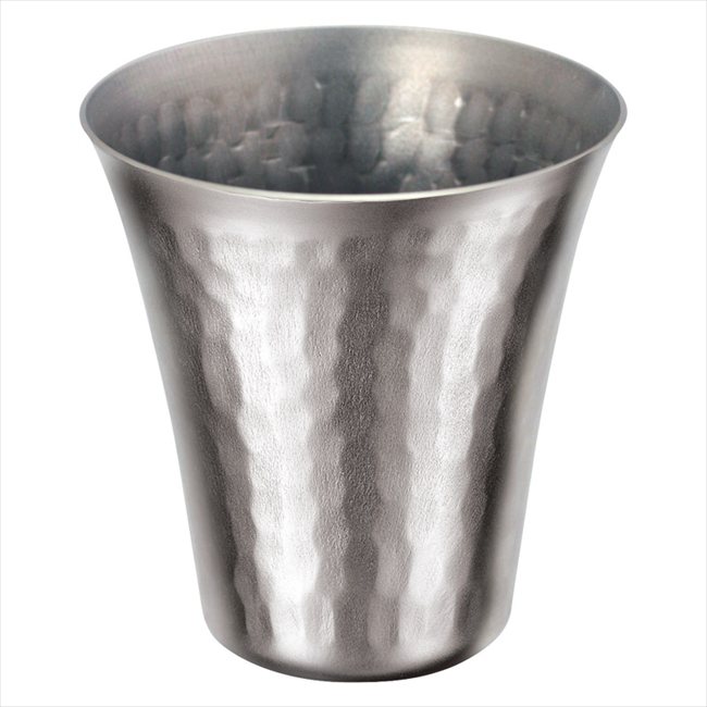 ■商品紹介：チタンは錆びない金属なので、飲み物に金属が溶け込む事がありません。そのため雑味や金属特有のにおいもなく飲み物本来の味がお楽しみいただけます。 軽くて錆びないチタン製!チタンは錆びない金属なので、金属特有のにおいもなく、飲み物の美...