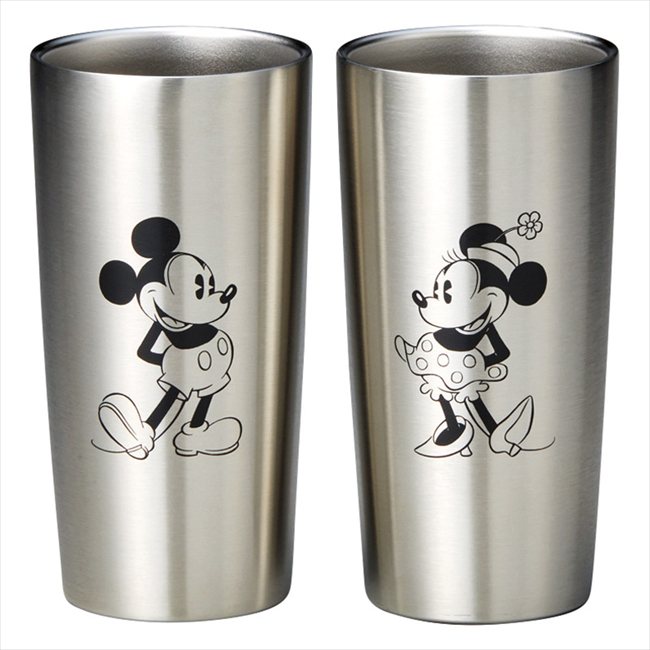 ■商品紹介：保冷・保温効果のある真空式のステンレス2重タンブラーです。向かい合うミッキーとミニーの可愛いデザインが入ったペアセットです。 保冷・保温効果のある真空式のステンレス2重タンブラーです。ミッキーとミニーの可愛いデザインが入ったペア...