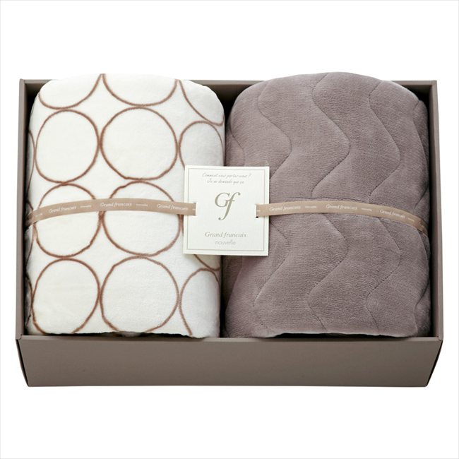 ■商品紹介：やわらかな肌ざわりと贅沢な光沢感がワンランク上のやすらぎを演出します。・きめ細やかな糸で肌ざわり抜群。・ふんわりとした軽さなのにあたたかい。・高級感を漂わせる上品な光沢。 やわらかな肌ざわりと贅沢な光沢感がワンランク上のやすらぎ...