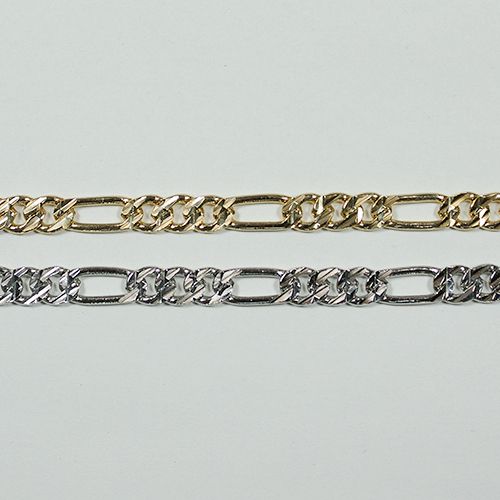 ブラスソルダーチェーンの略であるBS品番チェーンはその名の通り真鍮製のろう付け（溶接）チェーンになります。ろう付けしてあるためにチェーンの引っ張りに対して強度があり、細いチェーンでもすぐに切れることはありません。ある程度チェーンの強度が必要...