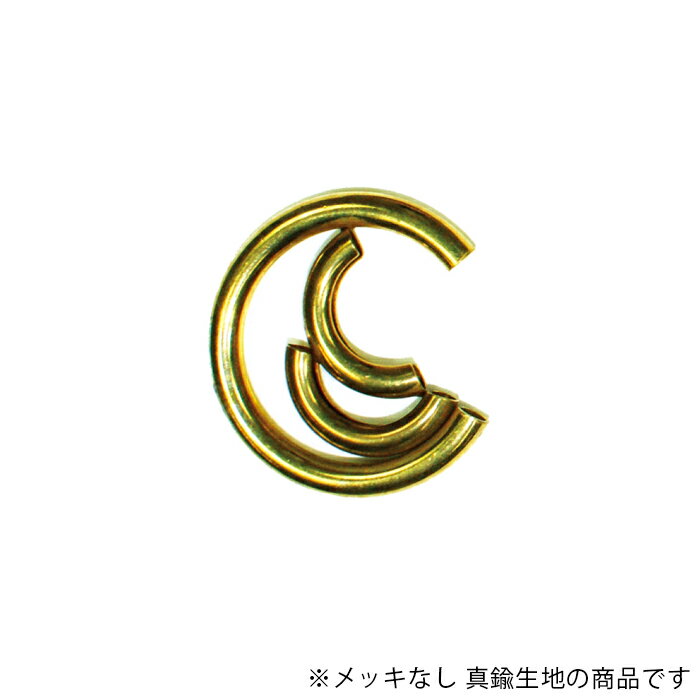 メッキ加工がされていない真鍮生地パーツです。 サイズ：約32×29.5mm